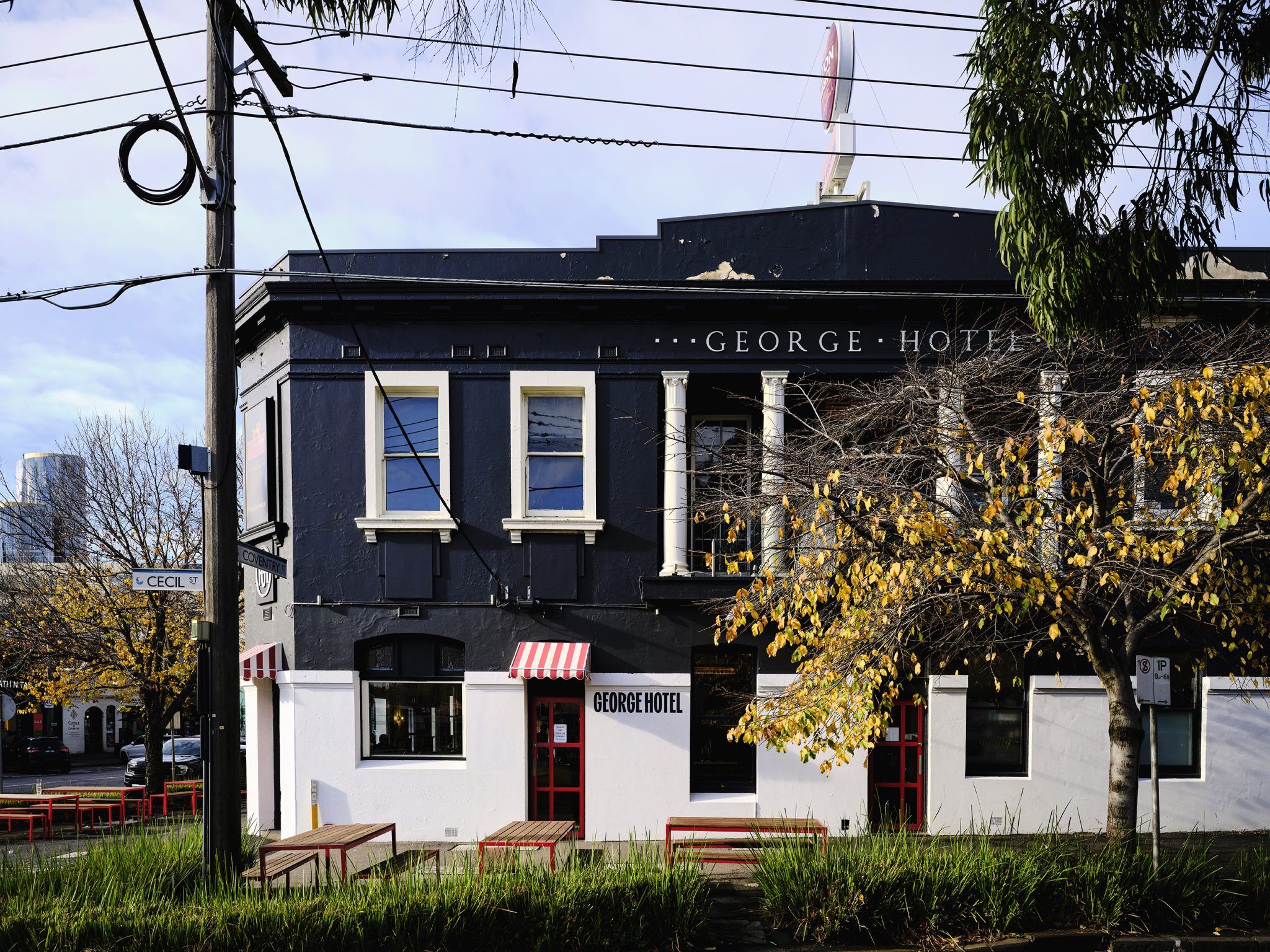 At The Bar with publican Scott Connolly - The George South Melbourne ...